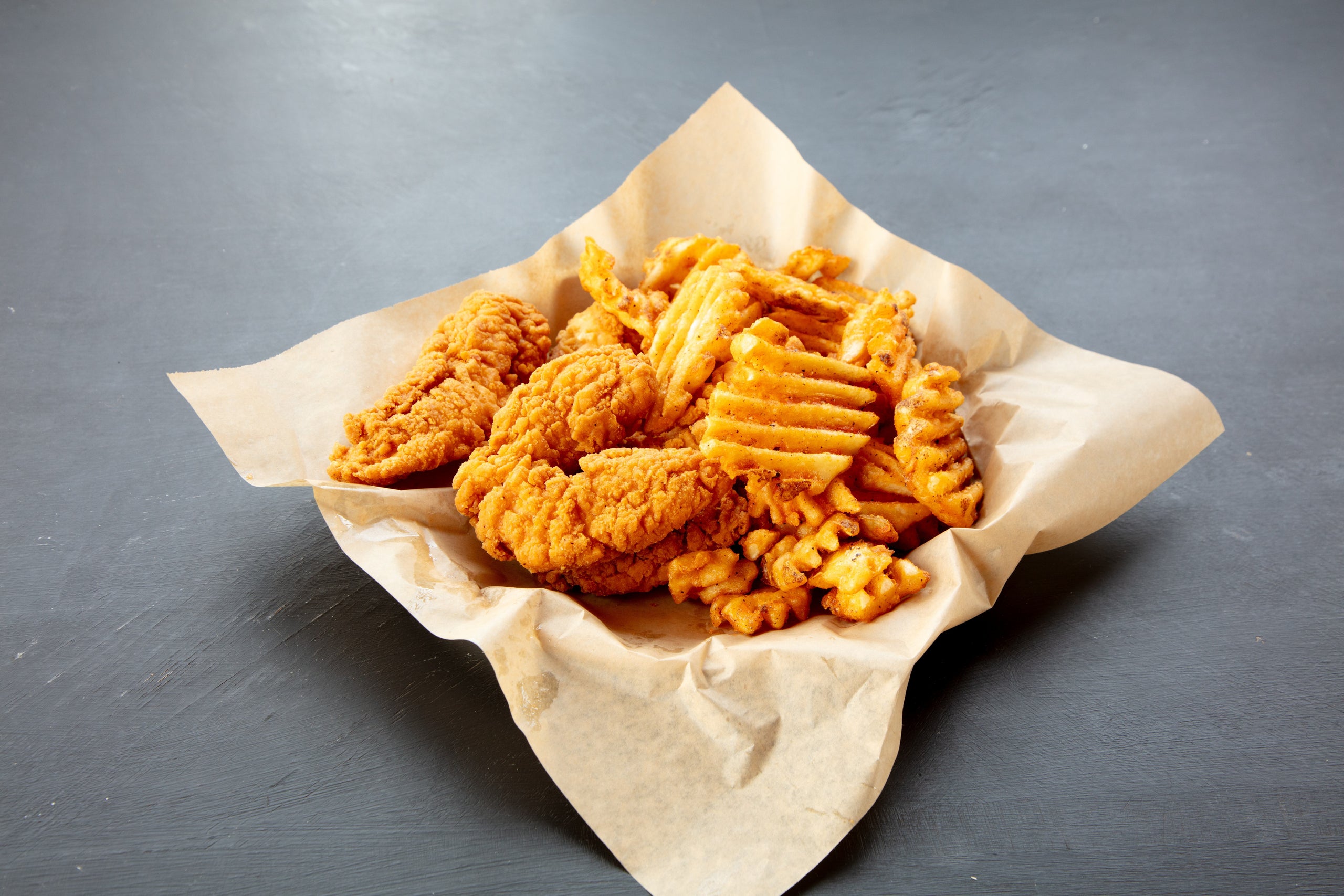 chicken-strips-and-waffle-fries-urbano-bar-bistro